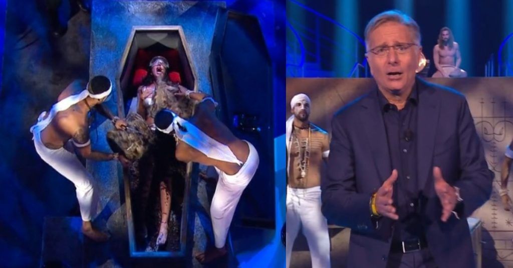 Crisi di Panico per la concorrente di Ciao Darwin, durante la prova di coraggio