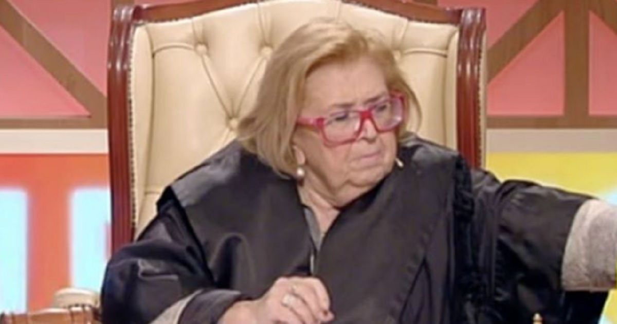 La vediamo sempre a Forum, ma in questi giorni la giudice Melita ... La vediamo sempre a Forum, ma in questi giorni la giudice Melita ...