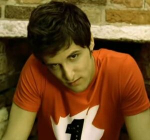 Ricordate la canzone "Calma e Sangue Freddo"? Ecco che fine ha fatto ...