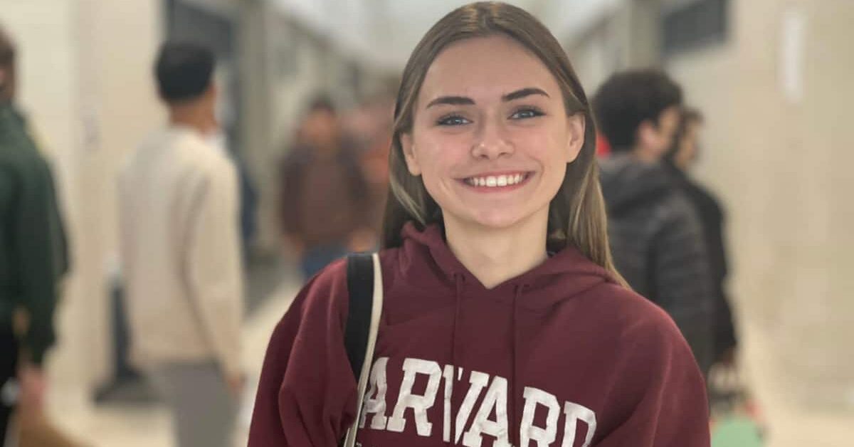 Nata in prigione, ora studia legge ad Harvard: l'ispirante storia di ...